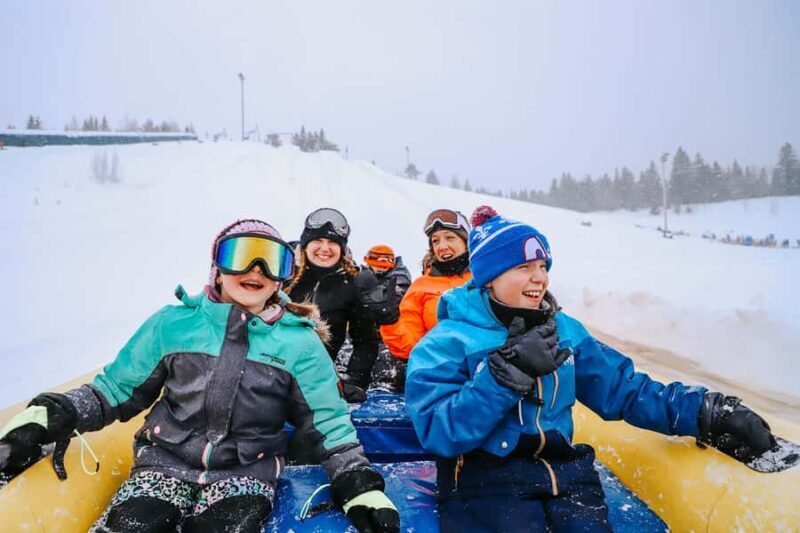 Quebec City: Snow Tubing at Village Vacances Valcartier - Key Points