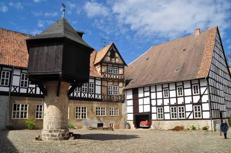 Quedlinburg Private Guided Walking Tour - Discovering Quedlinburg: An Authentic Walk Through the Past