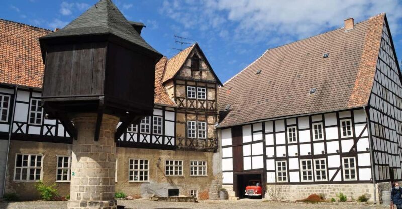 Quedlinburg Private Guided Walking Tour - UNESCO World Heritage and Architectural Marvels