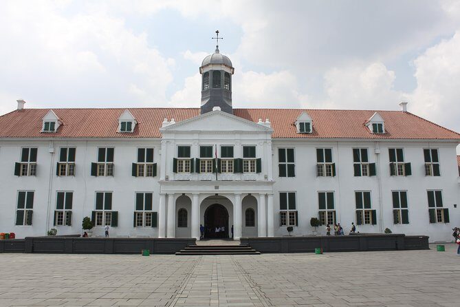 Queen of the East (Old Batavia) Walking Tour - Exploring Jakarta’s Colonial Roots: Queen of the East (Old Batavia) Walking Tour