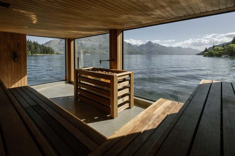 Queenstown: Floating Sauna Experience on Lake Whakatipu - An Authentic Sauna Experience on Lake Whakatipu’s Waters