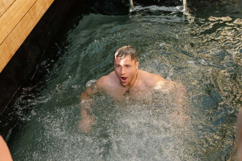 Queenstown: Floating Sauna Experience on Lake Whakatipu - The Practical Side: Booking, Costs, and Tips