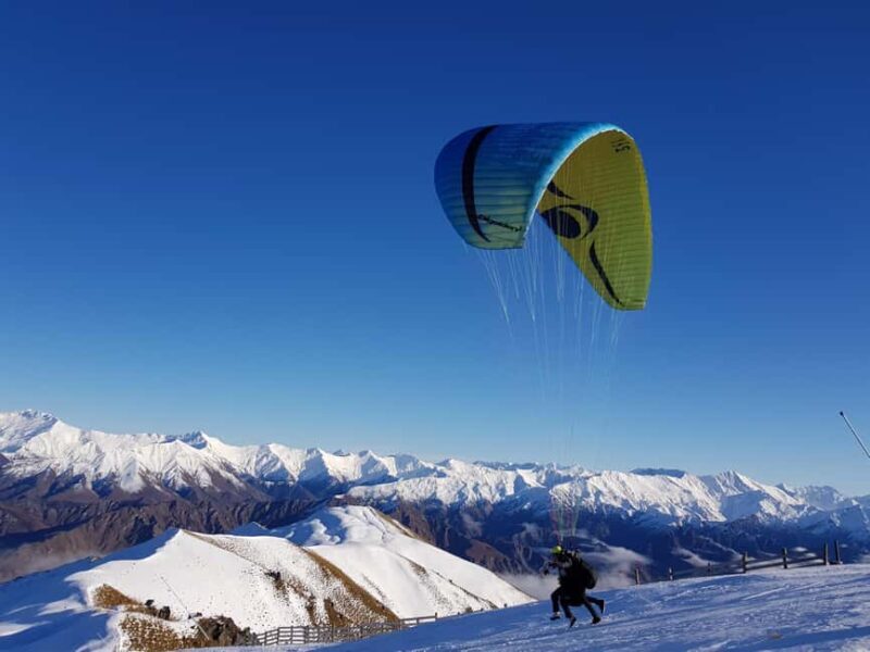 Queenstown: Tandem Paraglide - Winter - Coronet Peak 5400ft - Key Points