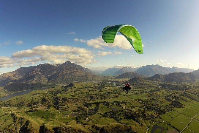 Queenstown Tandem Paragliding from Coronet Peak - An Introduction to Queenstown Tandem Paragliding