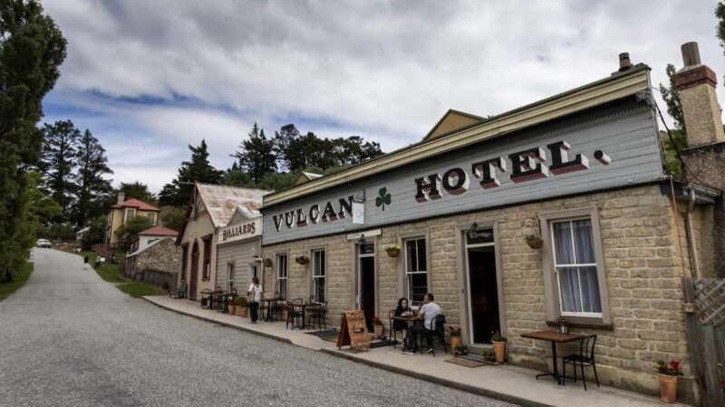 Queenstown to Middlemarch Small-Group Guided Tour (One-Way) - Key Points