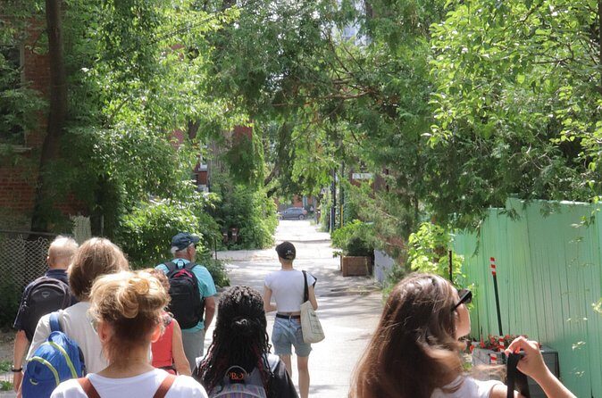 Rabbis, Writers and Radicals: Montreal Jewish History Walking Tour - Final Thoughts: Who Should Take This Tour?