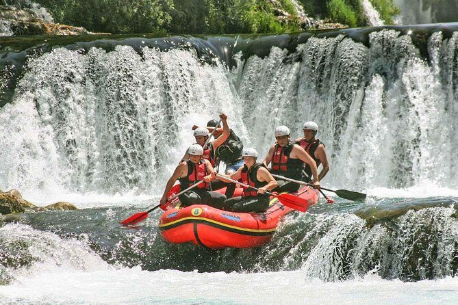 Rafting activity full of adrenaline - What to Expect on Your Antalya Rafting Adventure