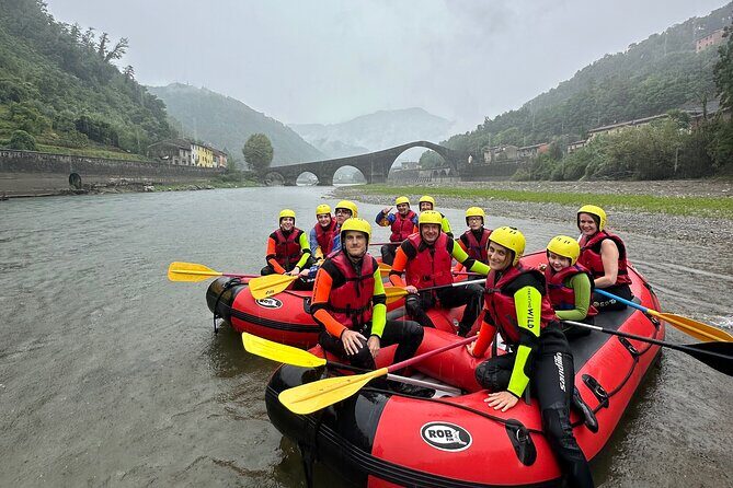 Rafting activity with family in Lucca - Key Points