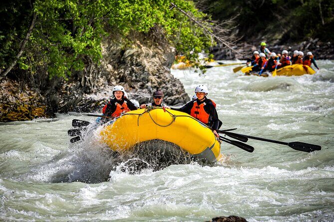 Rafting Adventure on the Kicking Horse River - Experience the Thrill of Whitewater in the Canadian Rockies