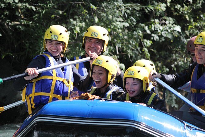 RAFTING LA PLAGNE - Descent of the Isère (1 hour on the water) - What Happens During the Rafting?