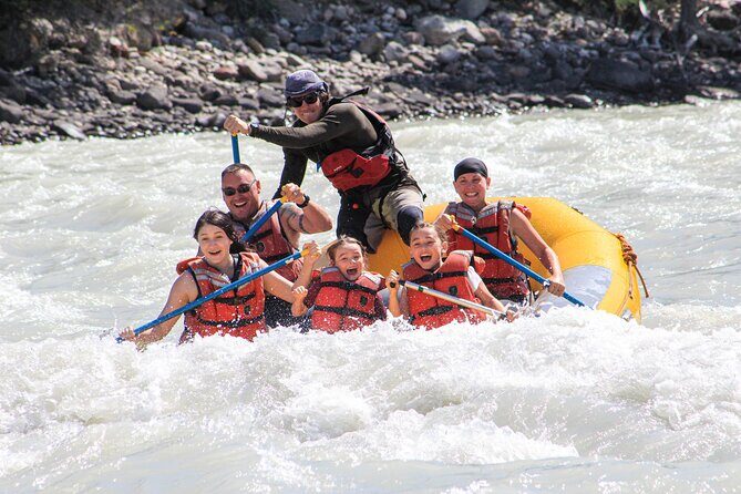 Rafting on Athabasca River Mile 5 in Jasper - Key Points