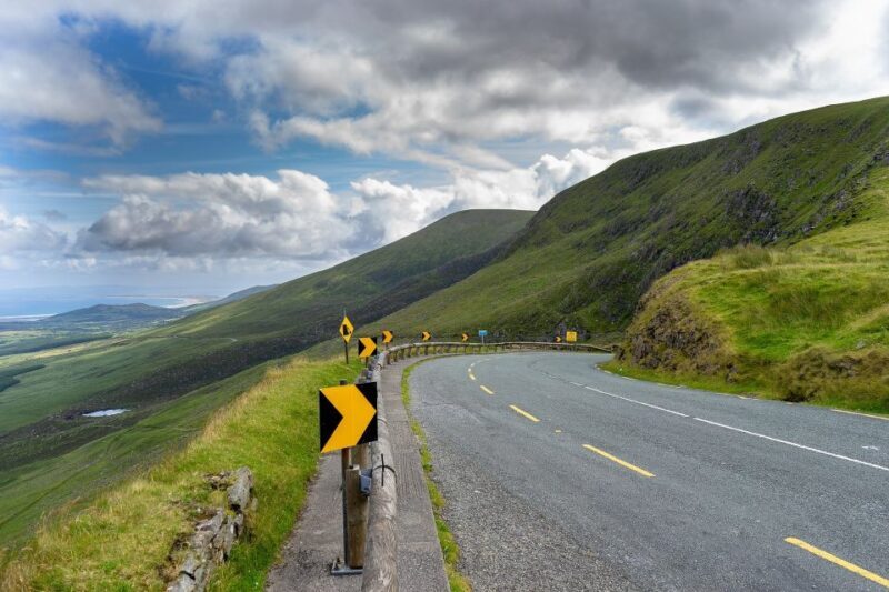 Rail Tour from Dublin: The Ring of Kerry - The Coach Experience: Comfort and Practicalities
