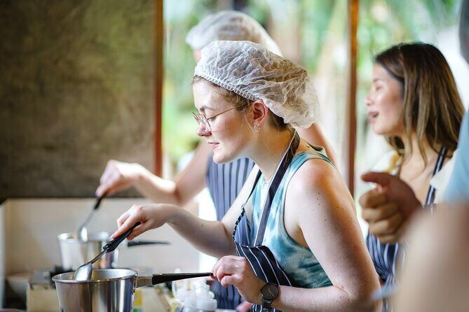 Railay Authentic Thai Cooking Class with Local Chef in Krabi - Key Points