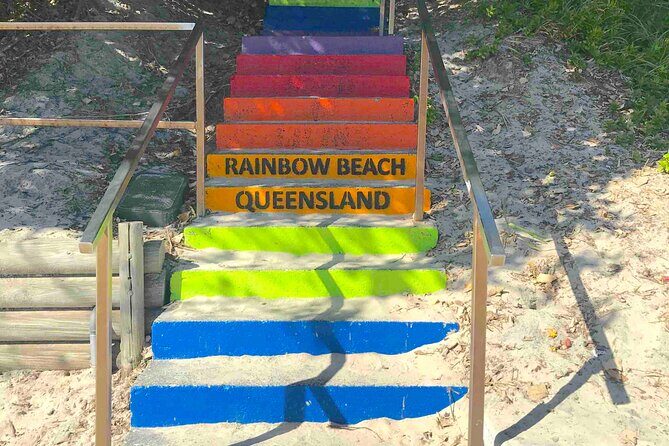 Rainbow Beach Private Tour with Lunch, Carlo Sandblow & Cooloola - FAQs