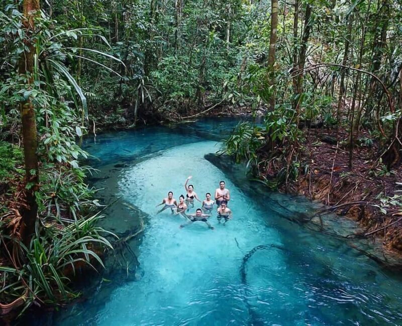 Raja Ampat : 2 Day Blue River(Kali Biru) & Piaynemo Peak - An Authentic Look at Raja Ampat’s Natural Beauty