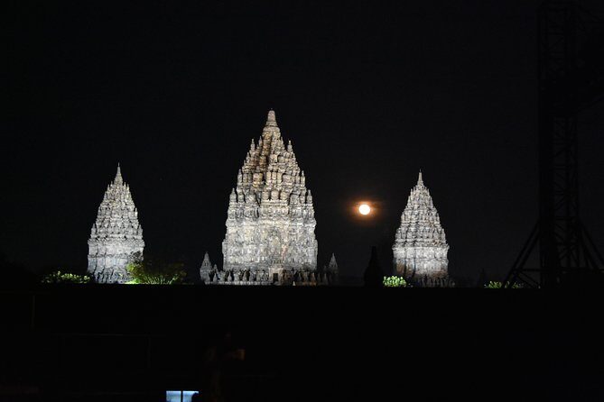 Ramayana Ballet Performance In Prambanan Temple With Dinner - Who Will Love This Tour?