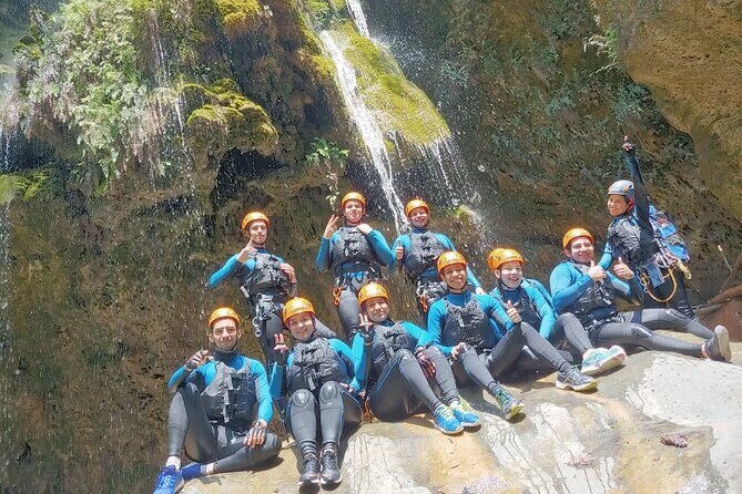 Rappelling, Hiking and Jumping into the water in the Matacanes Canyon - Key Points