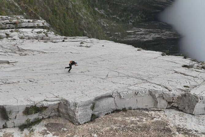 Rappels in Pico Licos with certified guides - Why This Tour Works for Different Travelers