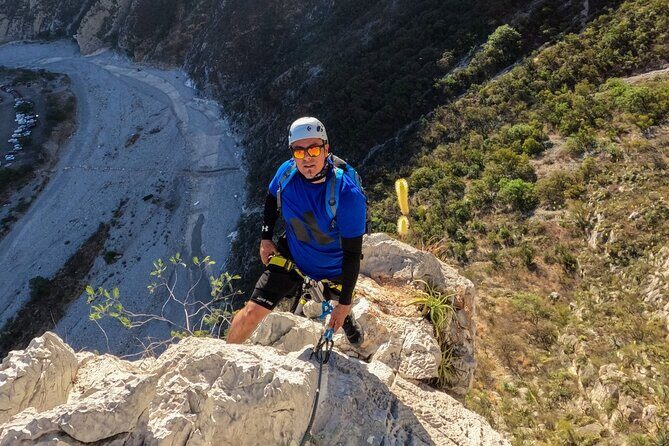 Rappels in Pico Licos with certified guides - FAQ