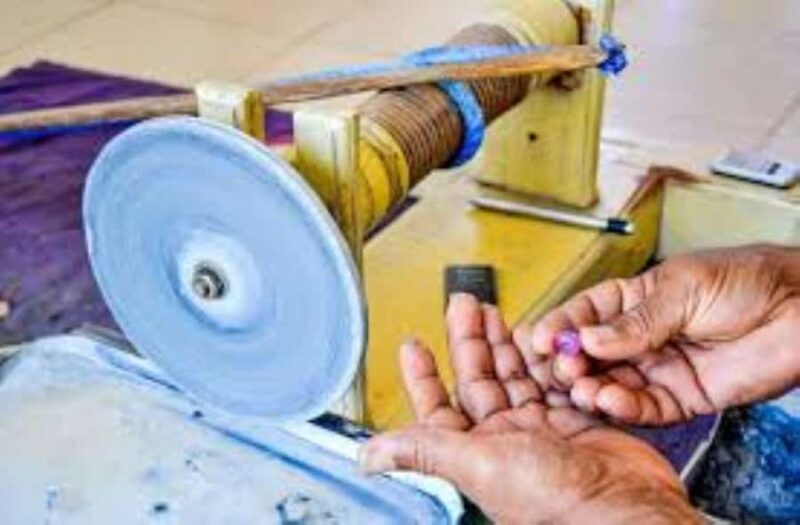 Rathnapura: Gem Market & Mining Tour from Bentota/Colombo - FAQ