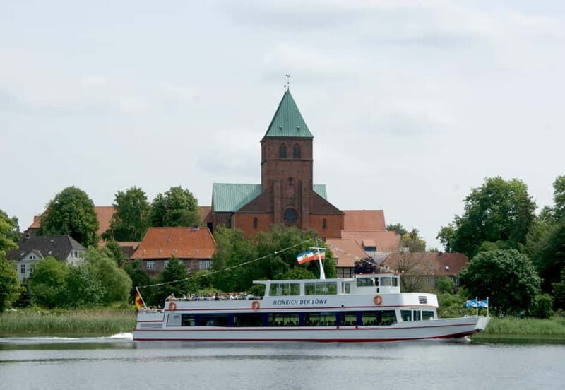 Ratzeburg Lake: 2-hour historical boat tour with entertainment - Who Will Love This Tour?