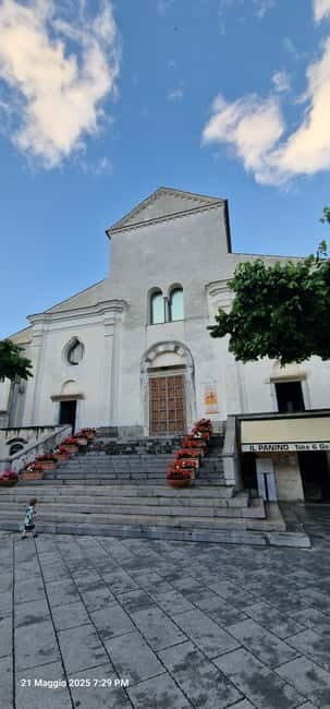 Ravello: Guided Walking Tour - Exploring Ravello: An Authentic Italian Treasure