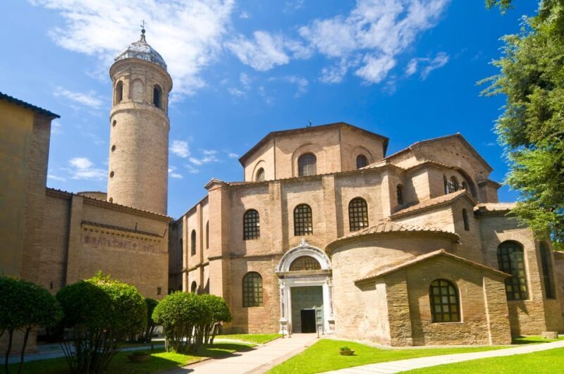 Ravenna: Private City Top Sights and Monuments Walking Tour - Analyzing the Tour’s Value in Context