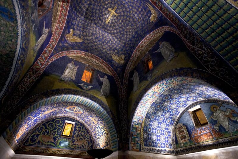Ravenna: Private UNESCO mosaics Guided Walking Tour - Who should take this tour?