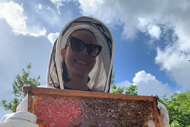 Reagans Honey Beekeeping Adventure - An Authentic and Educational Adventure in Grand Cayman