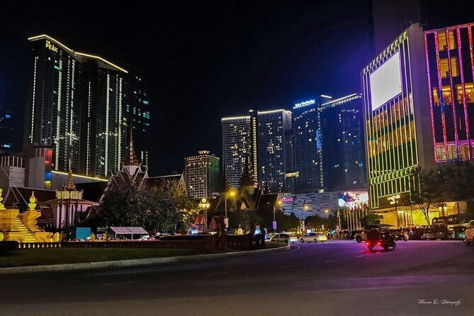 Real of Phnom Penh Foods Adventure - Transportation and Group Size