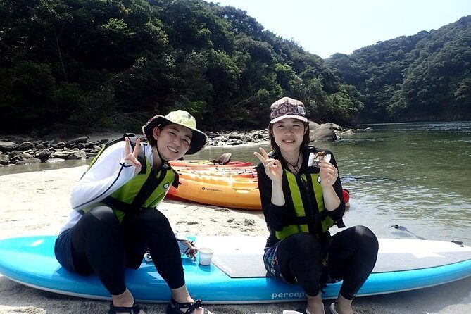 [Recommended on arrival date or before leaving! ] Relaxing and relaxing water walk Awakawa River SUP [half afternoon tour] - Discovering Yakushima’s Awa River by SUP
