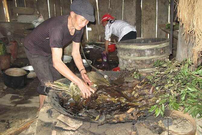 Red Dao village trek and Herbal bath - The Balance of Value and Experience