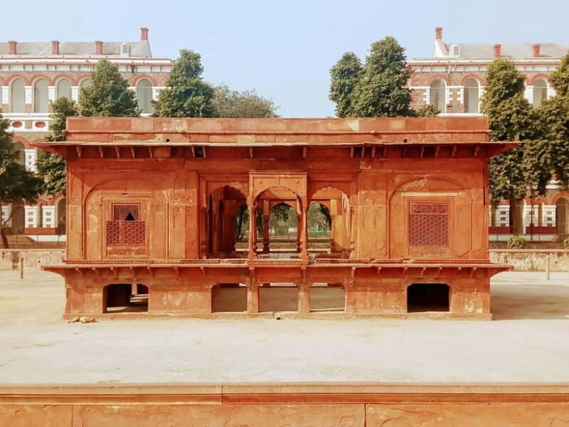 Red Fort Sound and light show with Old Delhi Walking tour - FAQ