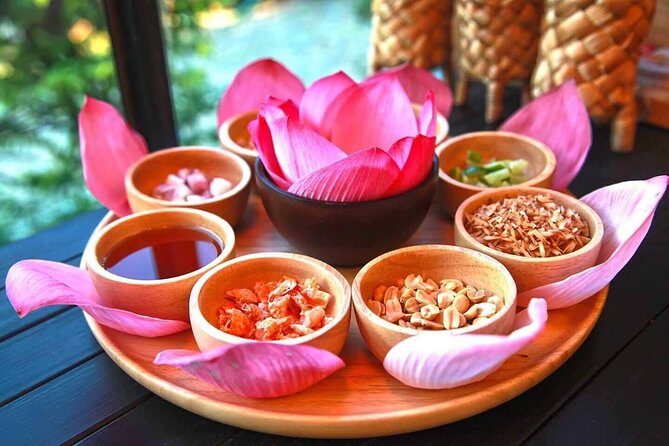 Red Lotus garden market with Thai culture halfday tour - Who Might Want to Skip It?