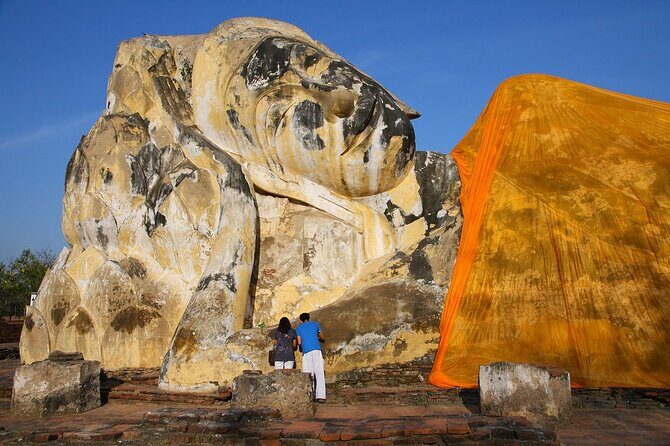 Red Lotus Pond Floating Market and Ayutthaya Historical Park - FAQ