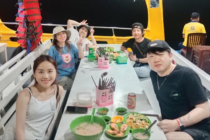 Red River Private Tour : Sunset and Night Squid Fishing - Key Points