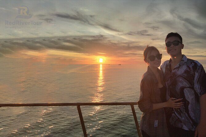 Red River Private Tour : Sunset and Night Squid Fishing - FAQs