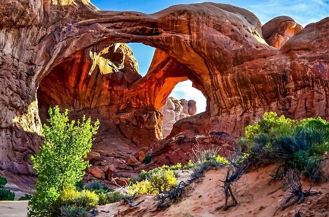 Red Rock Canyon Small Group Tour from Las Vegas - An In-Depth Look at the Red Rock Canyon Small Group Tour