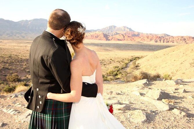 Red Rock Canyon Wedding by Private Limousine - Who Is This Experience Best Suited For?