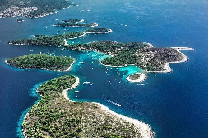 Red rocks & Hells' islands private getaway tour - Price and Value Analysis