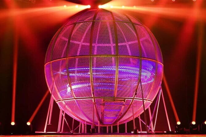 Red Theater Beijing Acrobatic Show Tickets Discount - What to Expect from the Experience