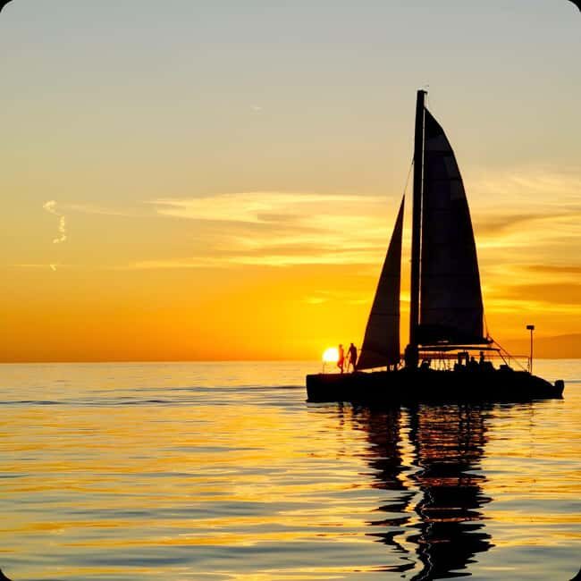 Reef Snorkel + Sandbar & Sunset Sail - A Look at What The Tour Offers