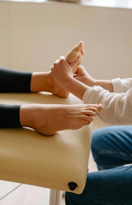 Reflexology Massage For Relaxing Moments At Home - The Sum Up: Who Should Book This Reflexology Massage?