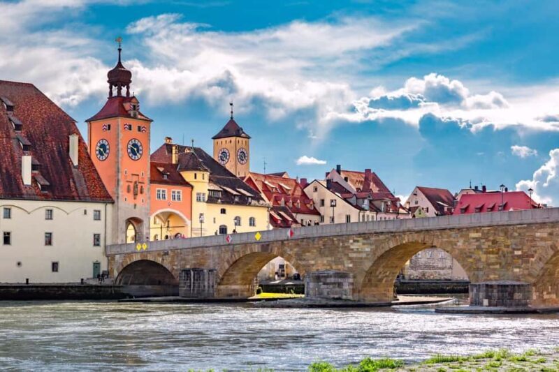 Regensburg: 2-hour Best Intro Walking Tour with a Local - Key Points