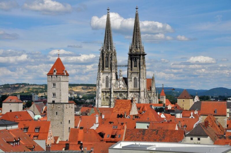 Regensburg: Express Walk with a Local in 60 minutes - An Honest Look at the 60-Minute Regensburg Walk