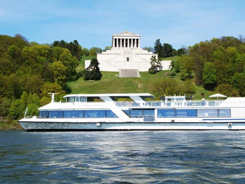 Regensburg: Sightseeing Boat Tour to Walhalla - Key Points