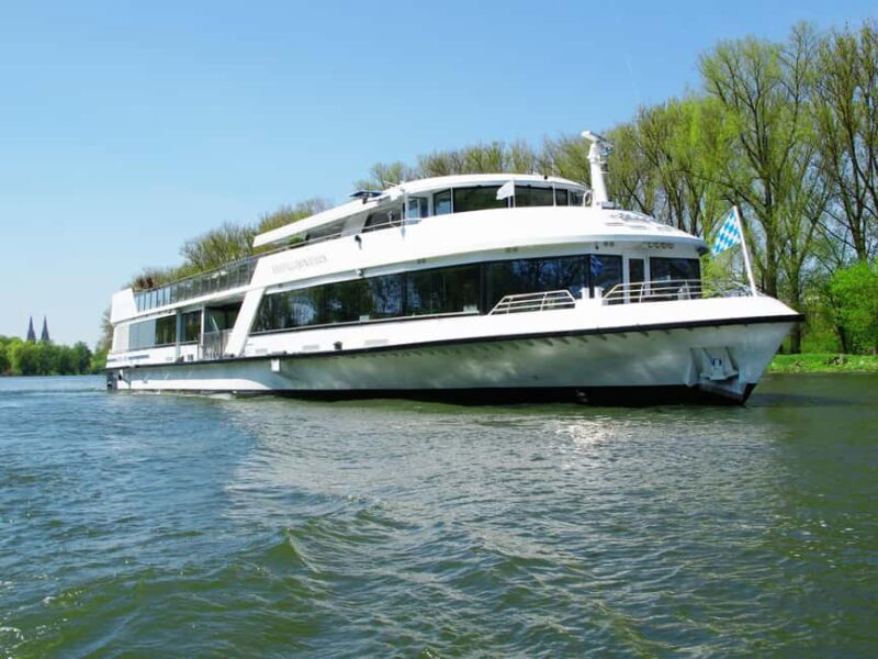 Regensburg: Sightseeing Boat Tour to Walhalla - An In-Depth Look at the Experience