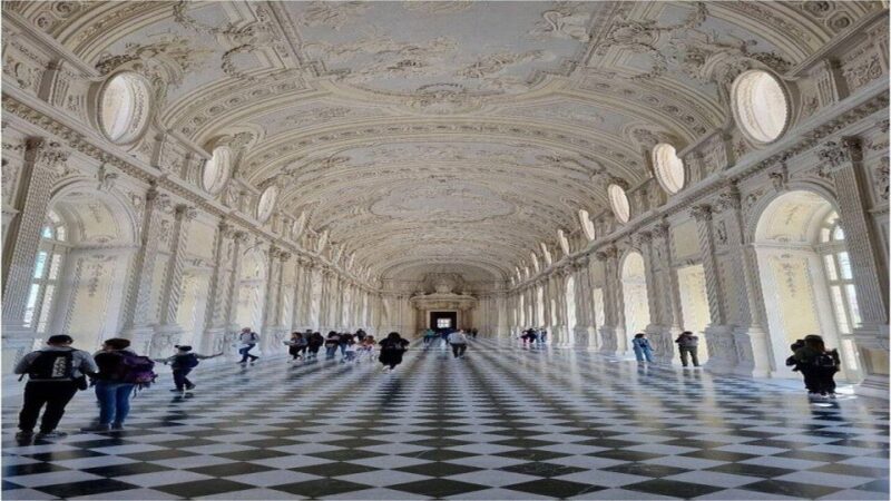 Reggia di Venaria & Sacra of San Michele - Introducing the Reggia di Venaria & Sacra of San Michele Tour