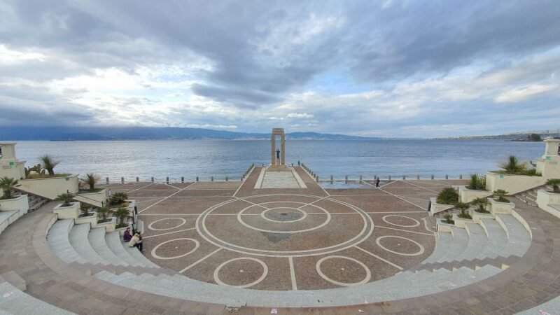 Reggio Calabria: Private Guided City Highlights Walking Tour - An In-Depth Look at Reggio Calabria’s Private Guided Tour