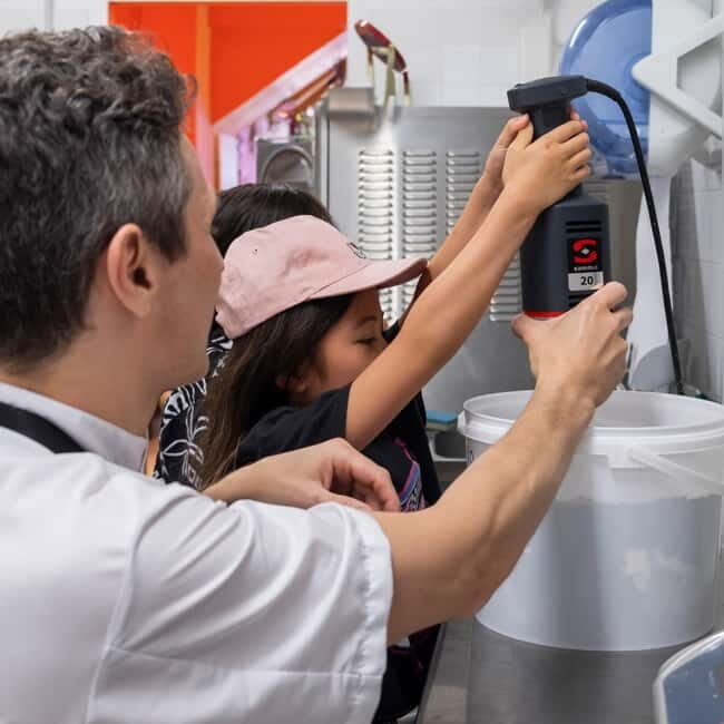 Reggio Emilia: Gelato Making Class with Tasting Experience - Authentic Local Flavors and Community Spirit